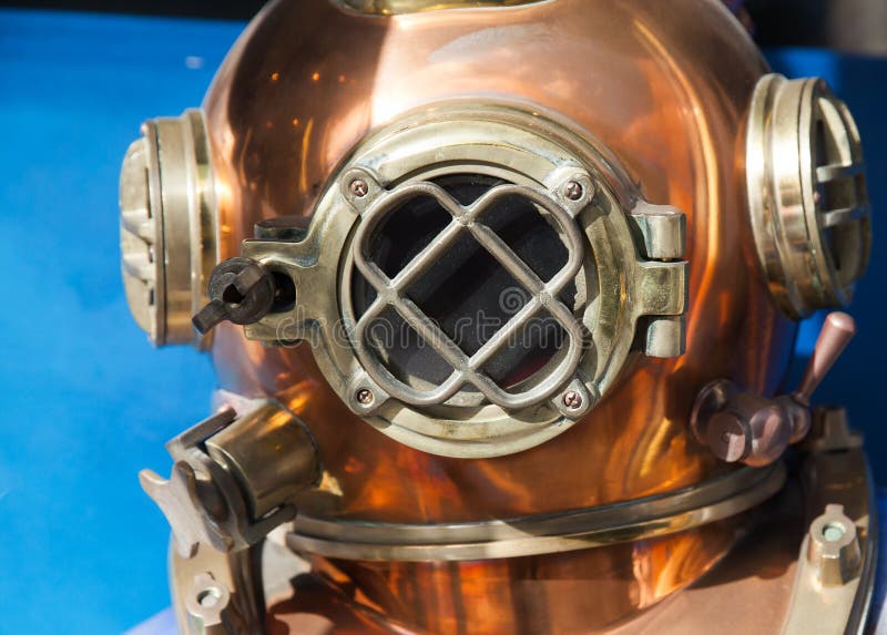 Diving Helmet stock image. Image of divinghelmet, retro - 34745403