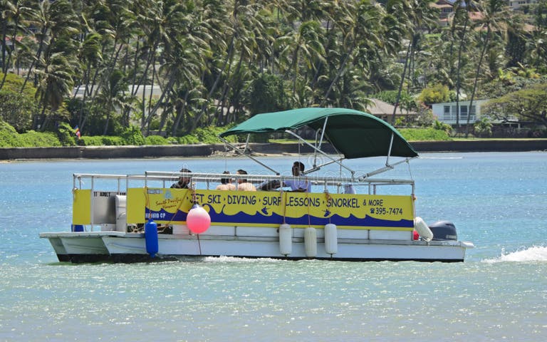 Diving Lessons Pontoon Boat Editorial Photography - Image of pontoon ...