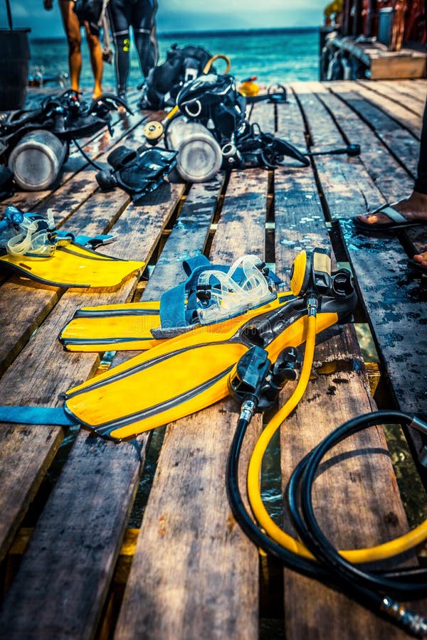 Diving sport stock image. Image of leisure, sport, underwater - 32365921