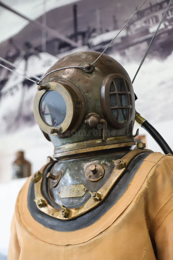 361 Old Diving Suit Photos - Free & Royalty-Free Stock Photos from ...