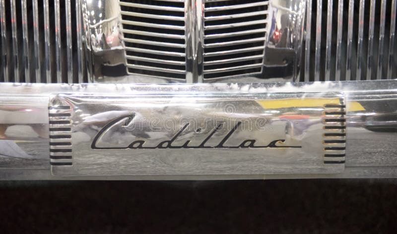 Divisão Do Carro De Motor De Cadillac Imagem de Stock Editorial ...