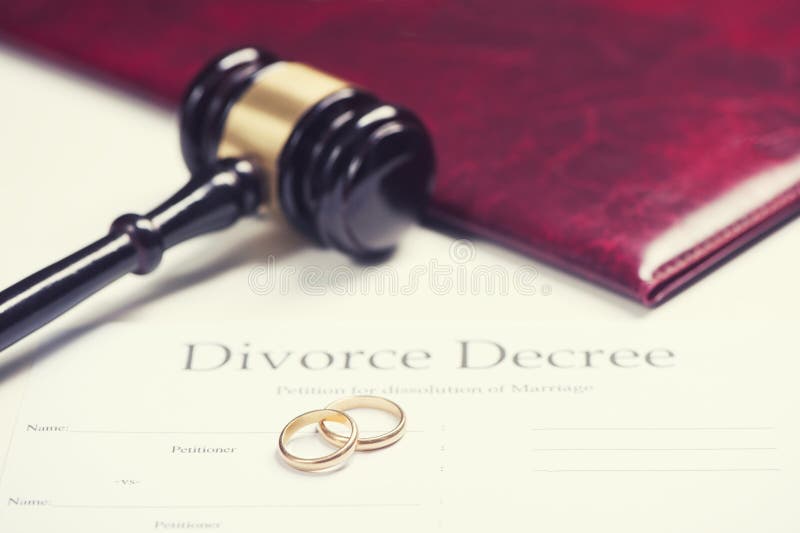 Divorce decre stock photo. Image of broken, document - 92522004