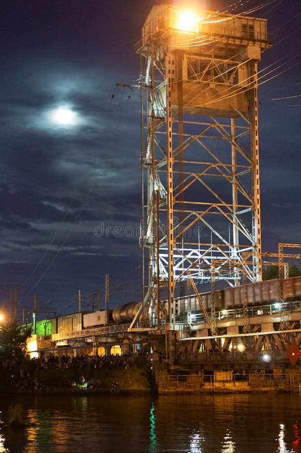 Bridge, Lifting, Counterweight, Support, Night, River, Swing Stock ...