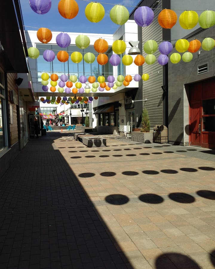 Dix30, Brossard editorial photo. Image of dix30, lanterns - 97040706