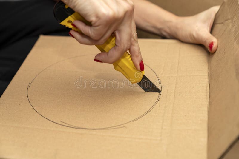 DIY Cardboard Cutting Utility Knife, Drawing Precise Circular Shapes ...