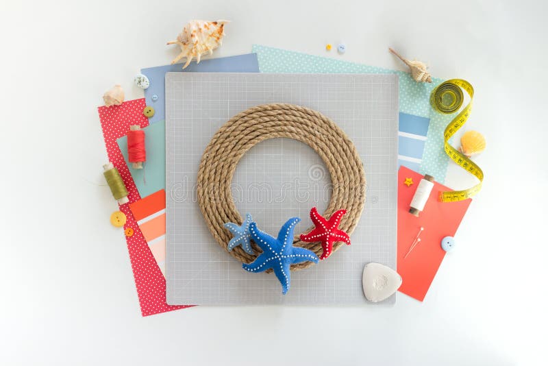 DIY Instruction. Step by Step Tutorial. Making Summer Decor - Wreath of ...