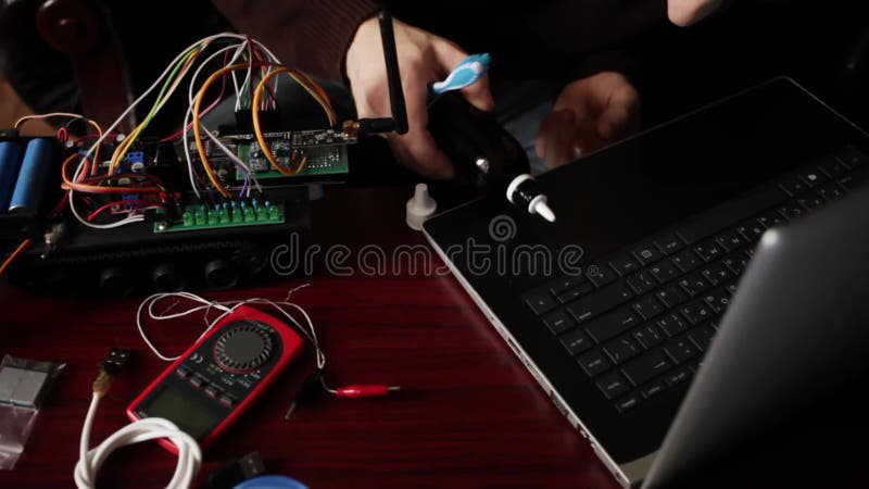 DIY, the Machine on Electronic Control. Home Experiments, Robotics ...