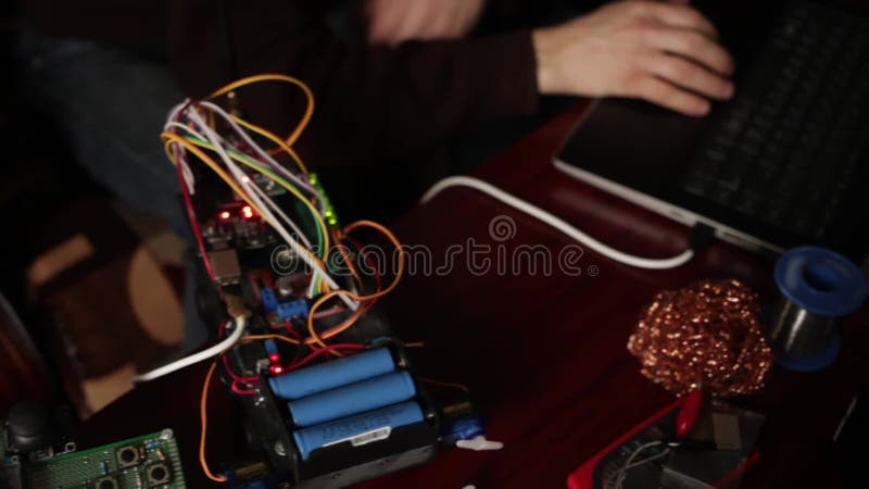 DIY, the Machine on Electronic Control. Home Experiments, Robotics ...