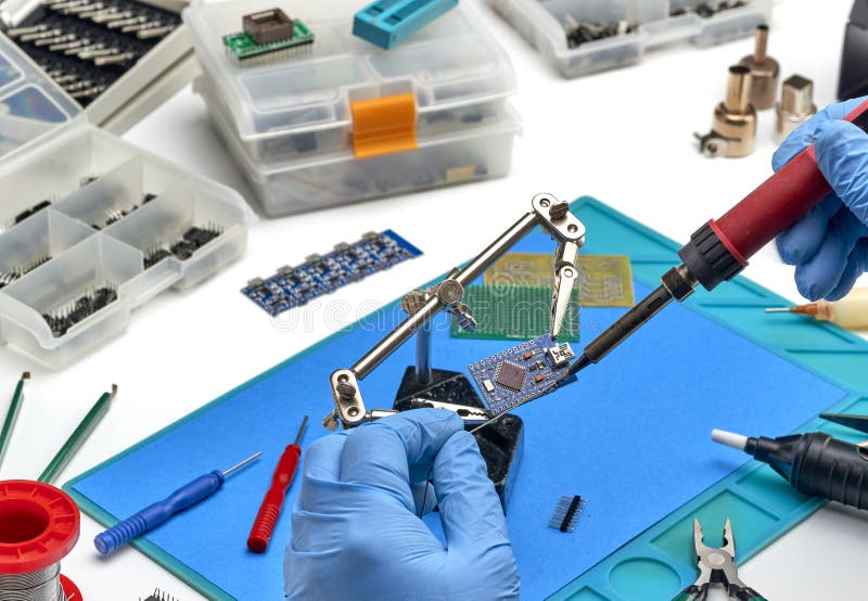 DIY-on the Mounting Table is an Arduino Microprocessor Unit and a Tool ...