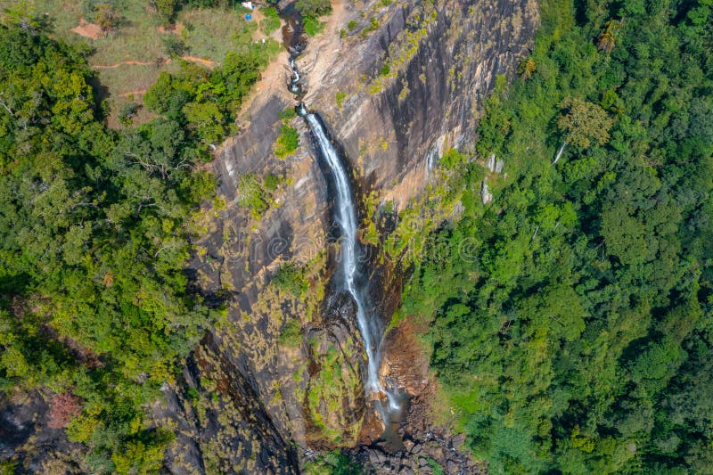 Diyaluma Falls Near Ella, Sri Lanka Stock Photo - Image of middle ...