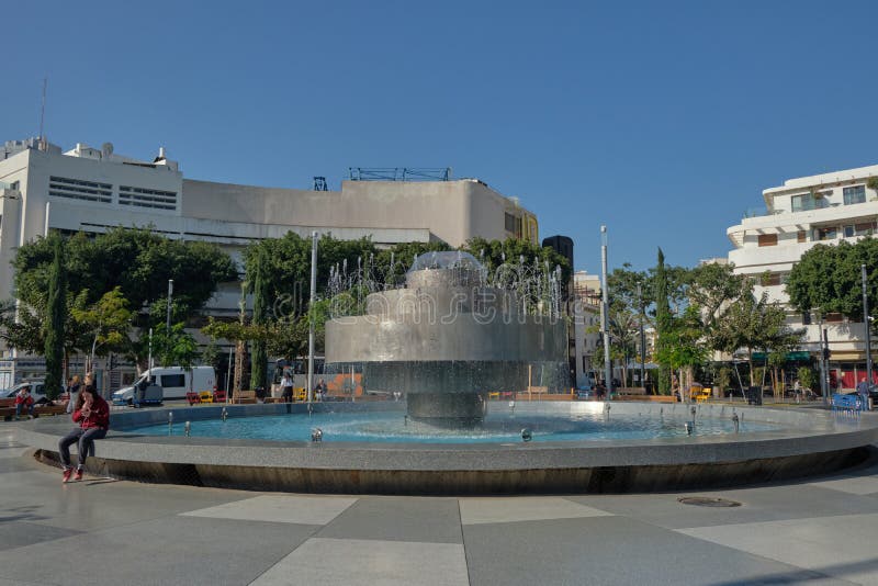 Dizengoff Square Fountain - Tel Aviv - ISRAEL 2019 DEC Editorial Photo ...