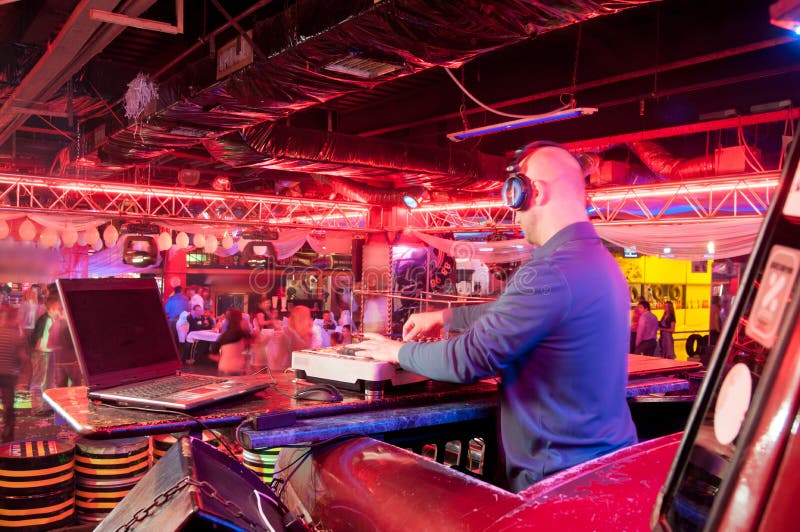 DJ Behind the Control Panel Stock Image - Image of monitor, round: 49417141