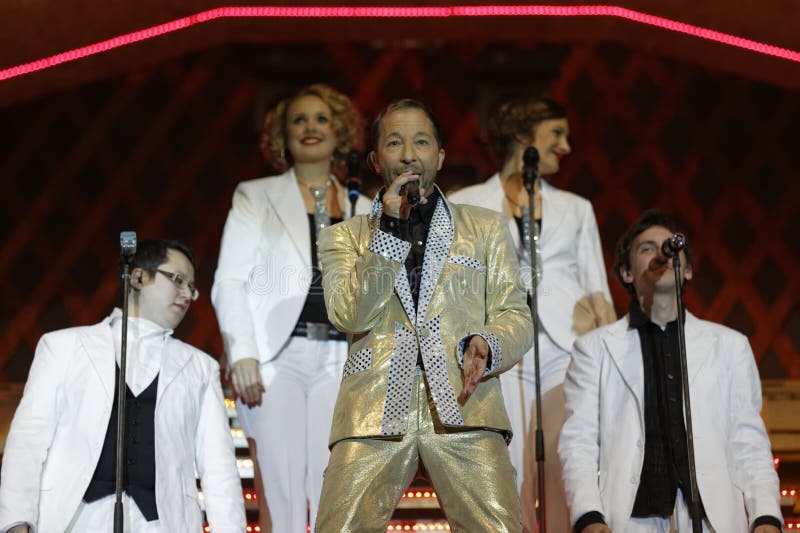DJ Bobo editorial stock photo. Image of konzert, buehne - 27618928