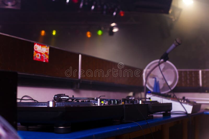 DJ table at a concert stock image. Image of dance, controls - 7497133