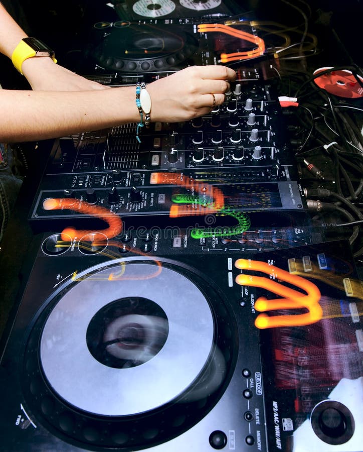 Dj playing the track stock image. Image of hands, nightclub - 39923767