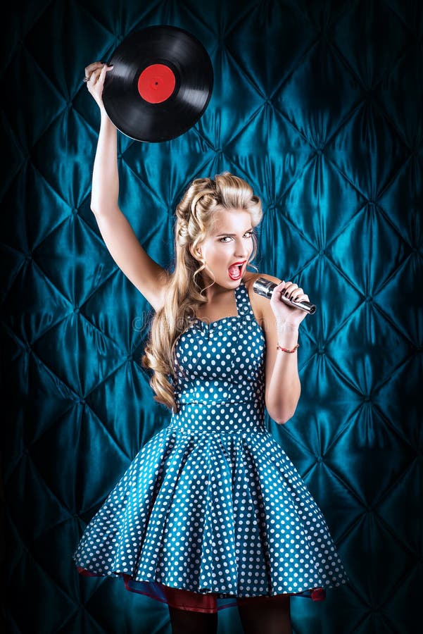 DJ retro foto de archivo. Imagen de atractivo, hembra - 39304658