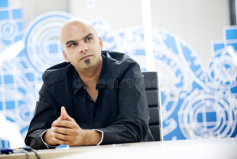 DJ Roger Shah editorial photography. Image of music, electronic - 27877067