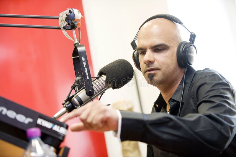 DJ Roger Shah editorial stock photo. Image of culture - 27877068