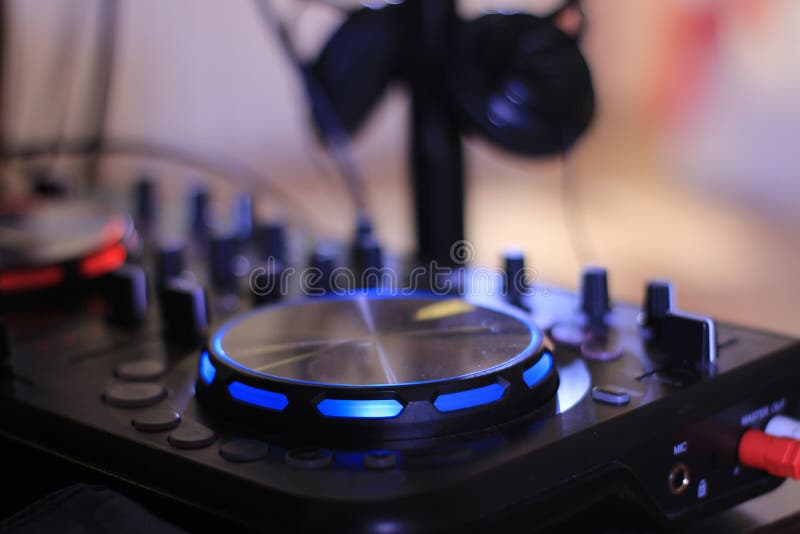 DJ Round Control Panel for Mix Music Stock Photo - Image of nightlife ...