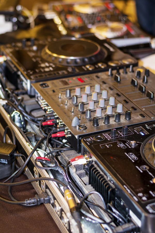 Audio mix pult stock image. Image of background, element - 13632585