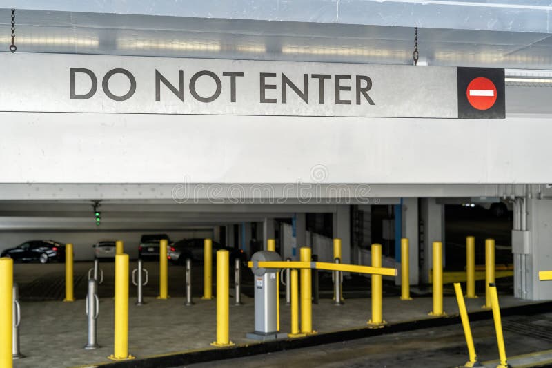 154 Car Enter Entrance Parking Garage Stock Photos - Free & Royalty ...
