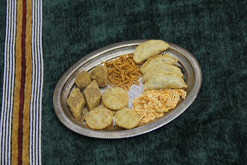 Doces indianos imagem de stock. Imagem de tradicional - 35350349