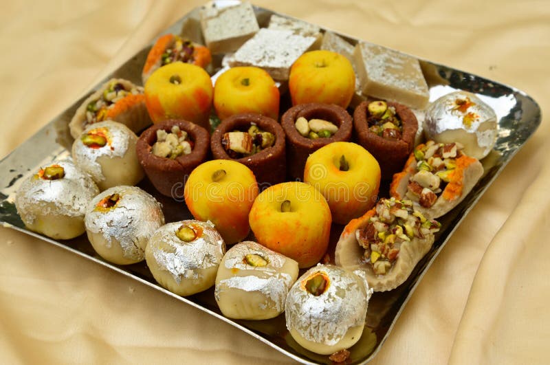 124 Doces Indianos Mithai Fotos - Fotos de Stock Gratuitas e Fotos ...