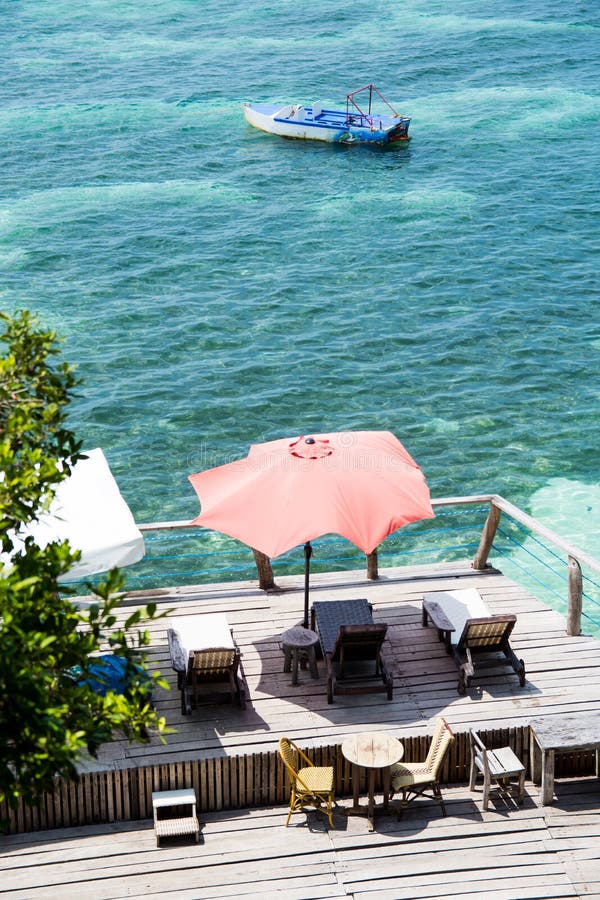 Bee Farm Resort Stock Photos - Free & Royalty-Free Stock Photos from ...