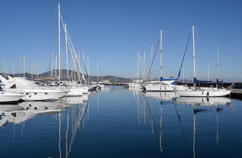 Dock port Cogolin editorial photography. Image of coastal - 266029232