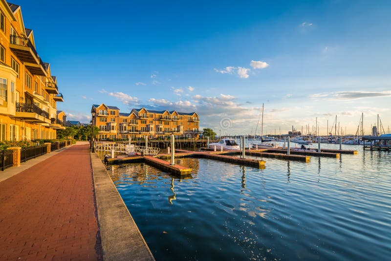 Docks and Waterfront Residences at the Inner Harbor in Baltimore ...