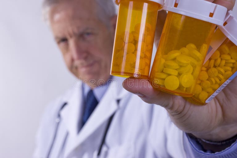 Docpills 库存照片. 图片 包括有 医生, 药物, 相关性, 处理, 上瘾, 药片, 规定, 高级 - 8229182