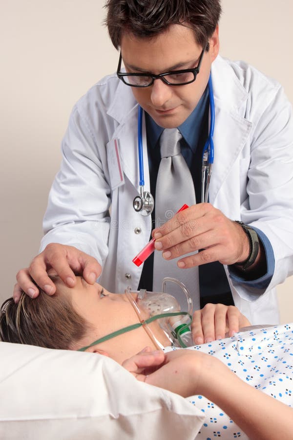 Doctor Checking Patient Eyes Stock Image - Image of looking, eyes: 4347857