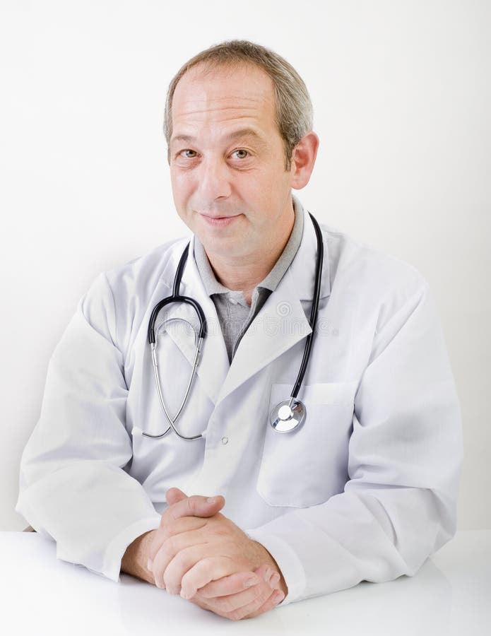 Doctor contento imagen de archivo. Imagen de feliz, mirando - 11018761