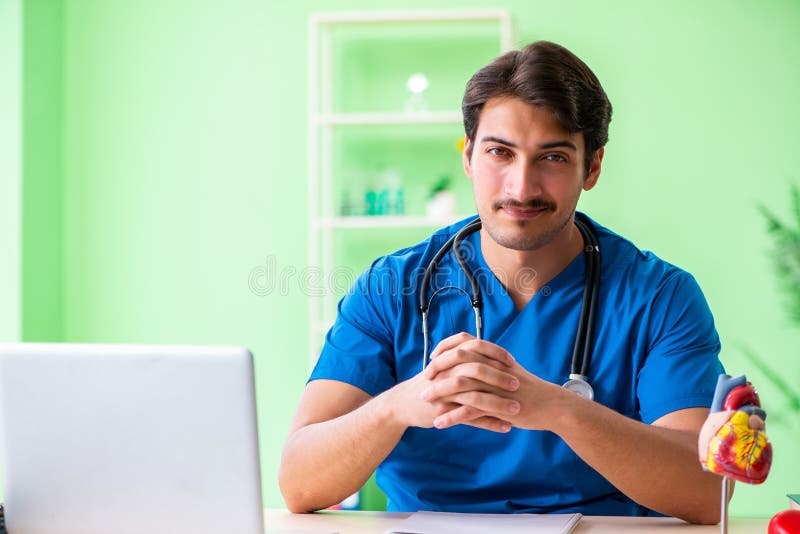 The Doctor Student Explaining Heart Problems Stock Image - Image of ...