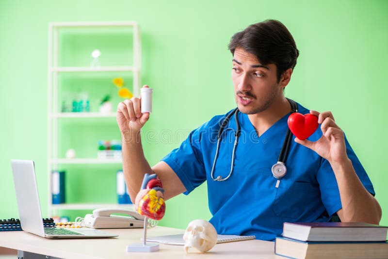 The Doctor Student Explaining Heart Problems Stock Photo - Image of ...