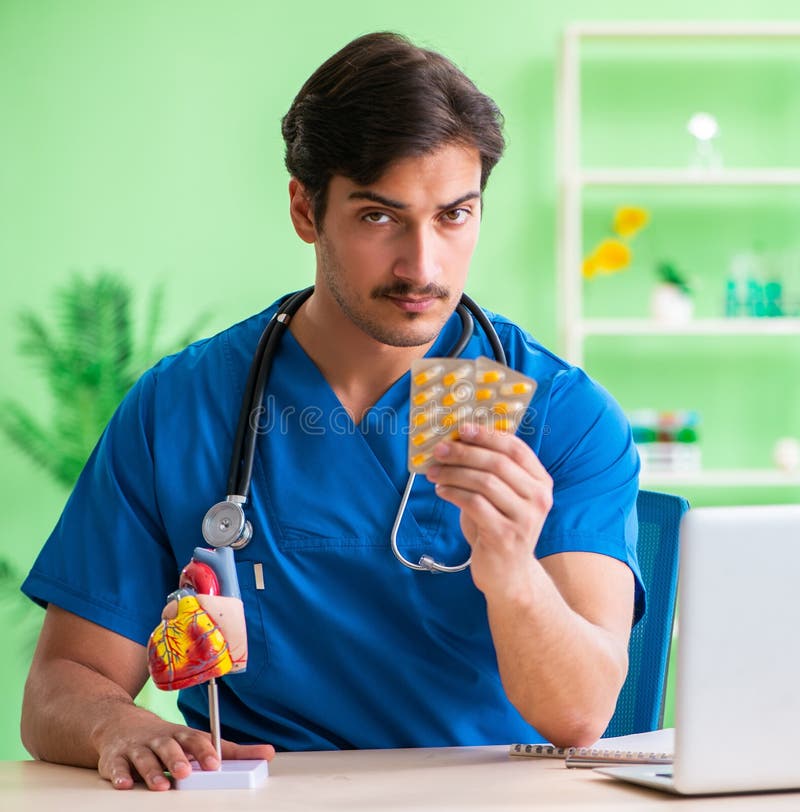 Doctor Student Explaining Heart Problems Stock Image - Image of checkup ...