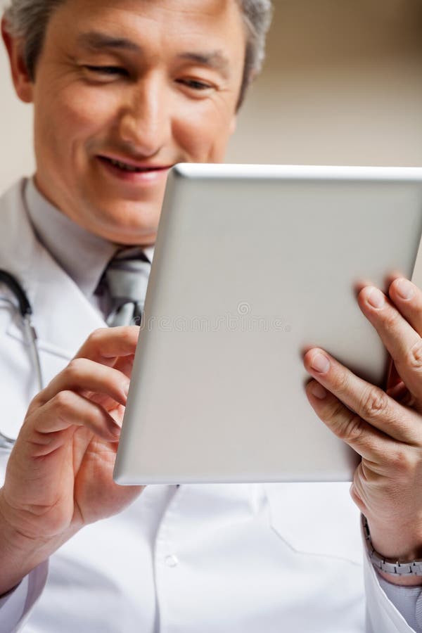 African Medical Worker Tablet Computer Stock Image - Image of smart ...