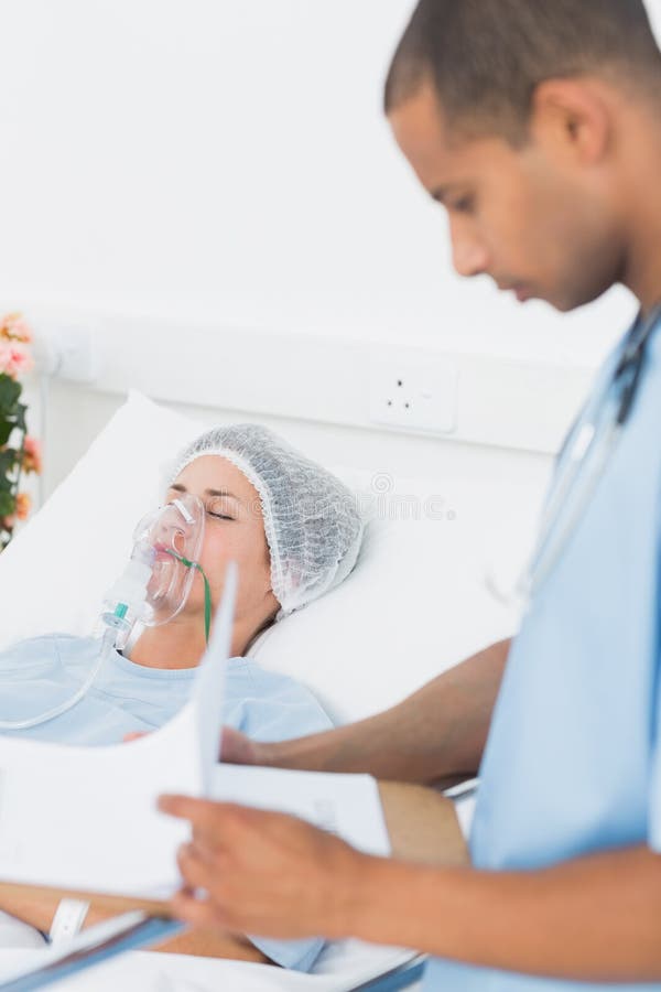 Doctor Visiting Patient in Hospital Stock Photo - Image of adult ...