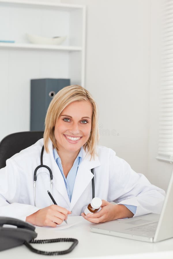Doctor Writing Something Down Stock Image - Image of health, hand: 20478343