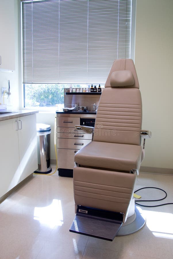 Doctors Office stock image. Image of healthcare, monitor - 6886607