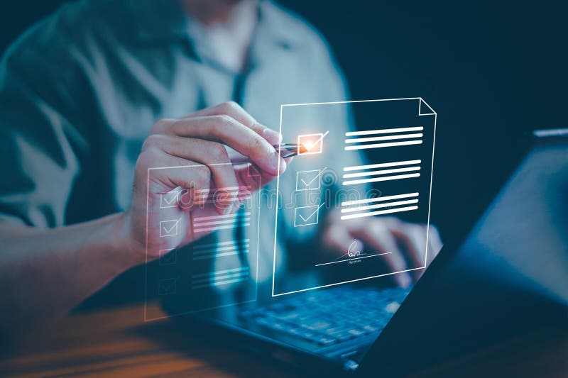 Document Management or Electronic Signature Concept, Businessman Use ...