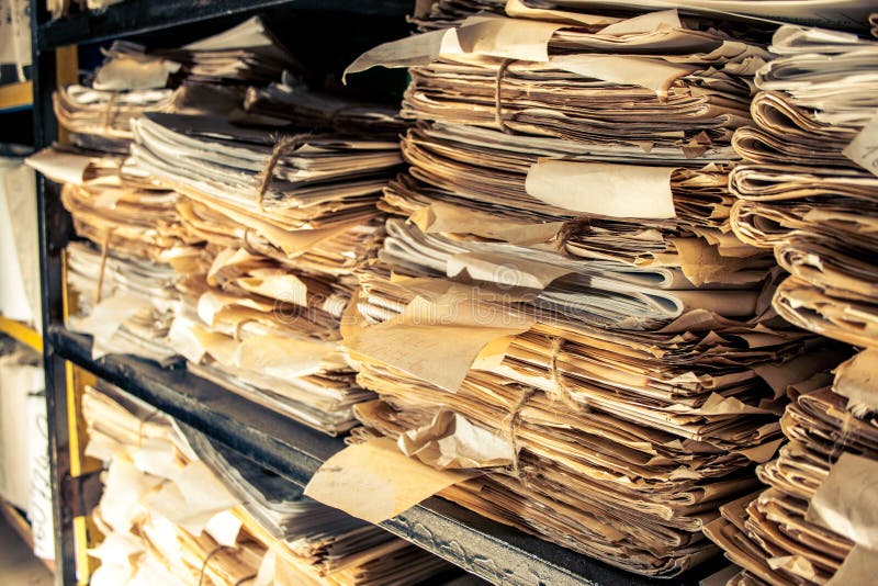 Documents sur papier photo stock. Image du information - 28985778