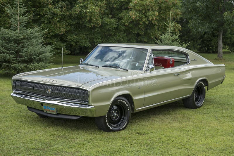 Dodge Charger Side View Stock Photos - Free & Royalty-Free Stock Photos ...