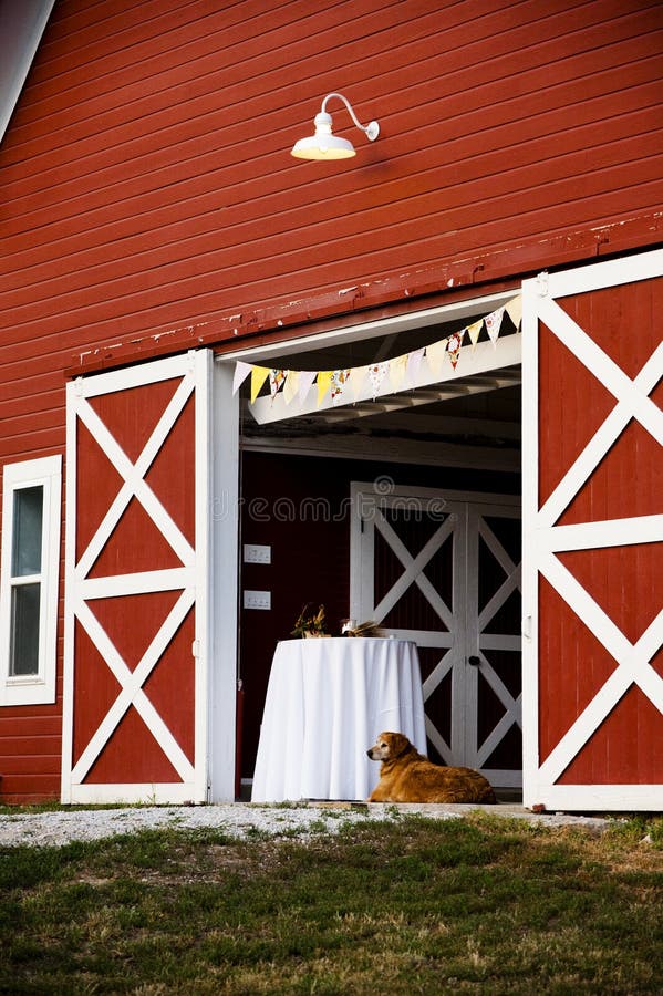 Red barn stock photo. Image of rustic, building, scene - 23419022