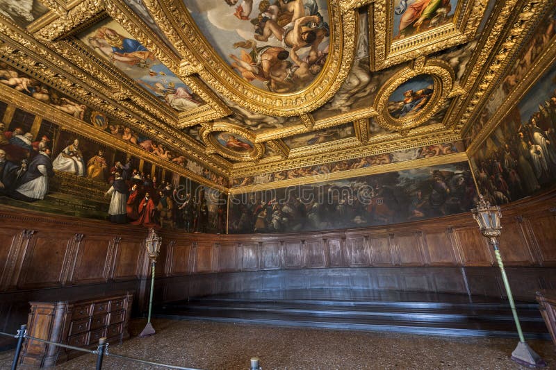 Doge Palace Ceiling editorial photo. Image of hall, palace - 67360971