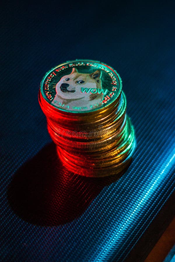 Dogecoins editorial photography. Image of stack, chain - 219625917
