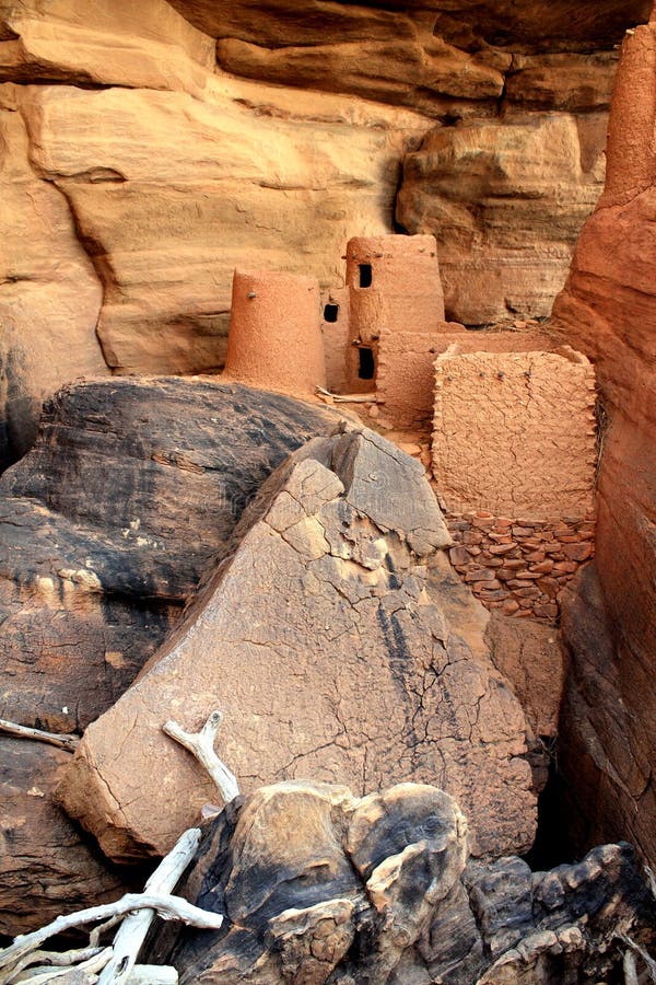 Cane dogon immagine stock. Immagine di costruzioni, attrazione - 8562137