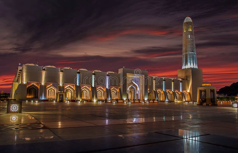 Doha grand moskee redactionele stock afbeelding. Image of groot - 229239269