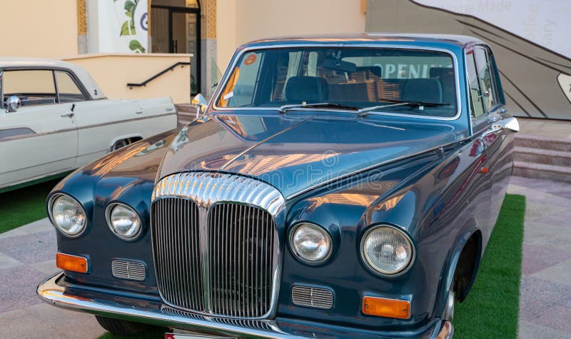Doha,Qatar: 4 March 2020: 1980 Daimler 420 Classic Car Editorial Stock ...
