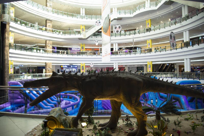 Doha, Qatar - October 7, 2022: Editorial Photo - Image of people ...